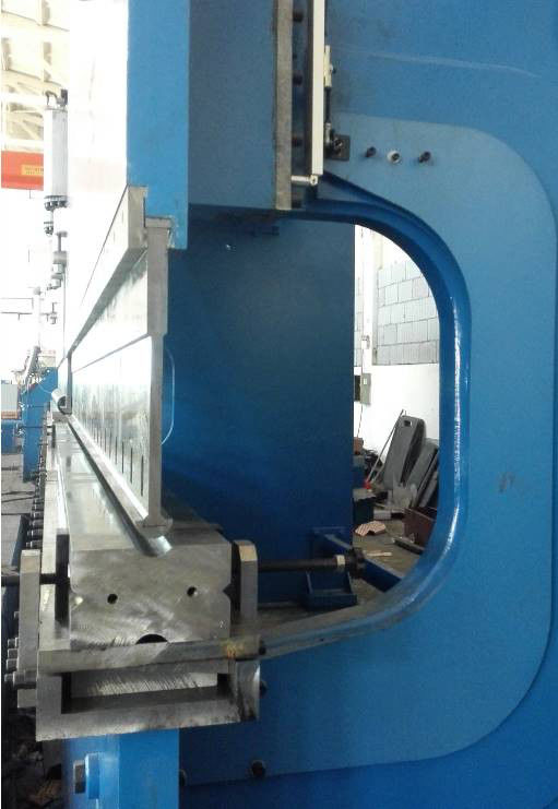 Conical And Octagonal Light Pole CNC Hydraulic Press Brake Machine
